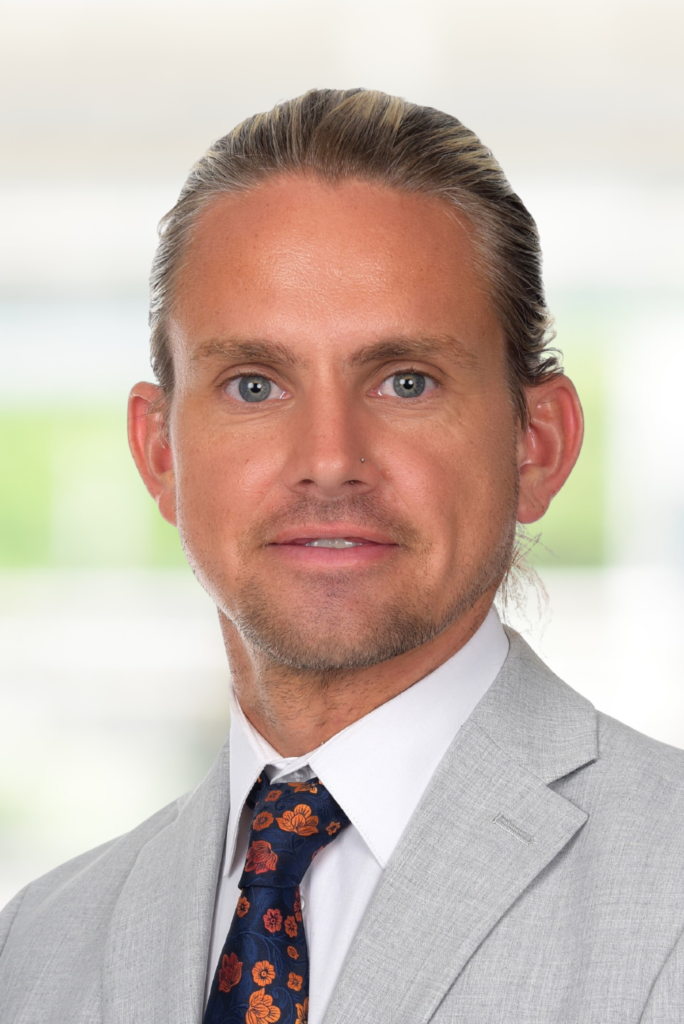 Chris Nitsche - Uptown Int. School